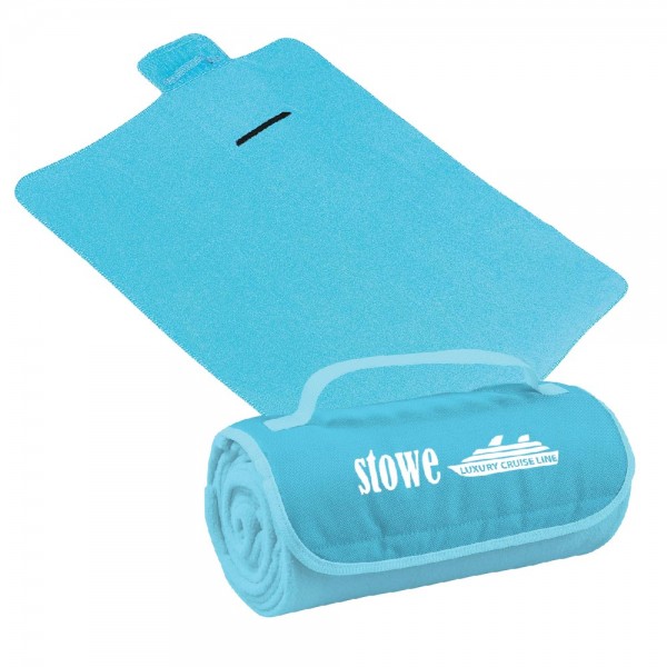 Custom Logo Blankets | Branded Fleece & Sherpa Throws